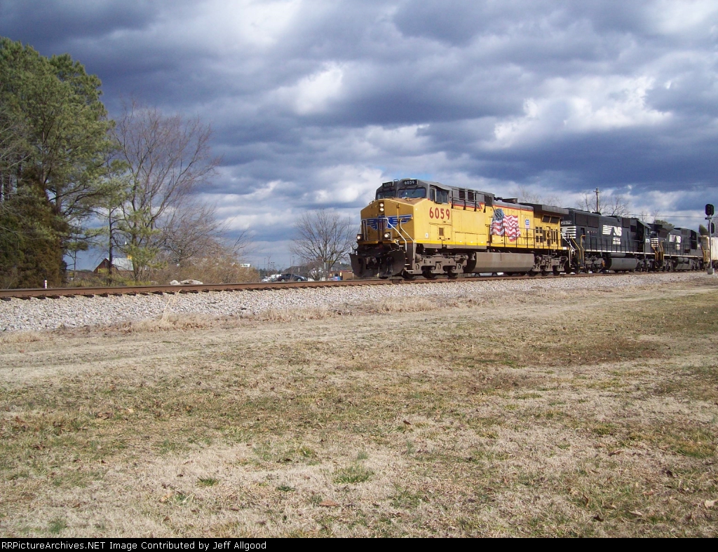NS V17 @ New Bohemia. UP 6059, NS 2579, & NS 8310